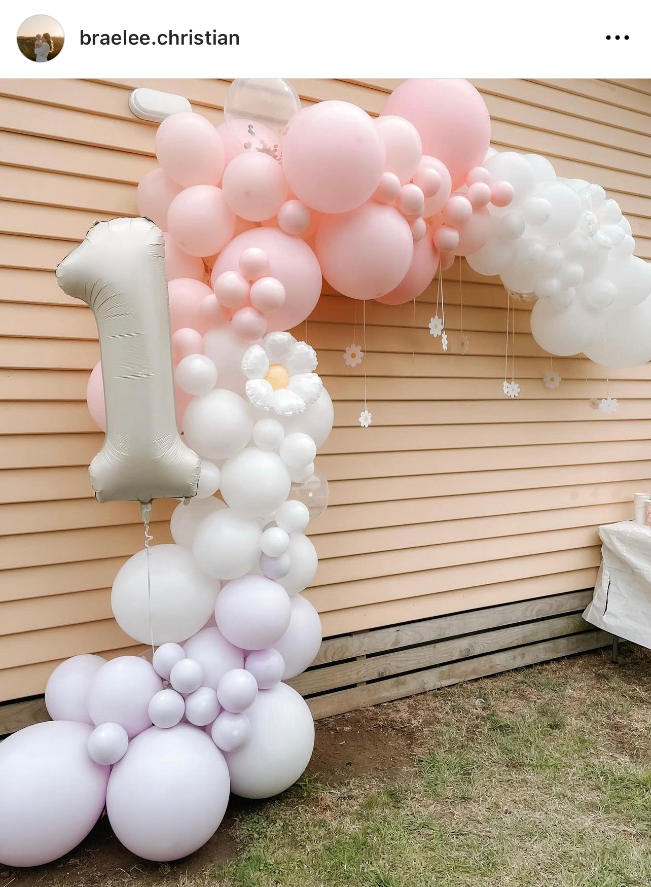 One Cream Number Balloon – Babe Bump & Beyond